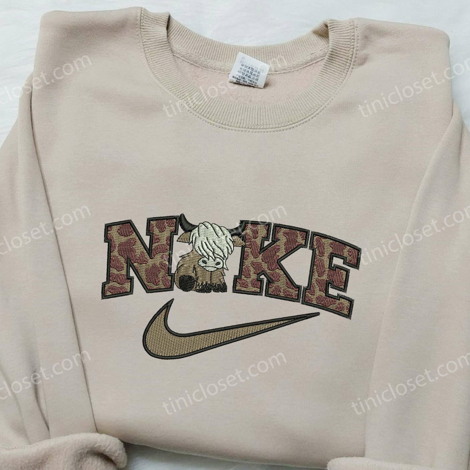 Brown Bull x Nike Embroidered Shirt, Custom Nike Embroidered Shirt ...